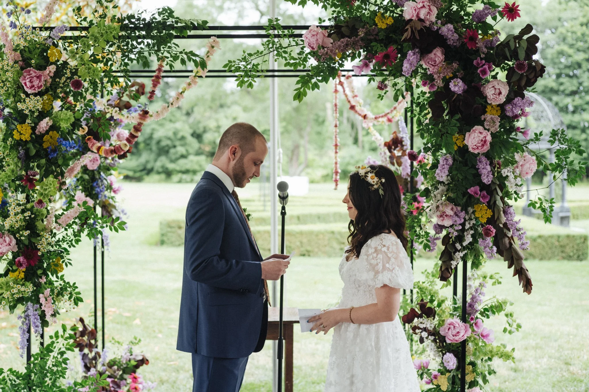 Bohemian Wildflower Wedding Flowers | The Inn at Barley Sheaf, PA ...
