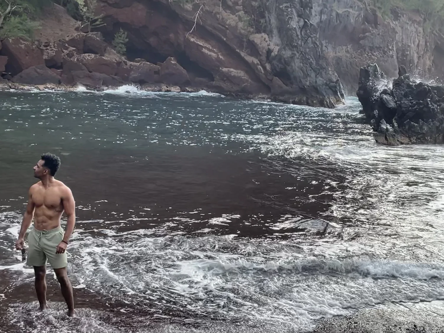 APPAREL — MENTALLY SHREDDED by Christopher Weedon