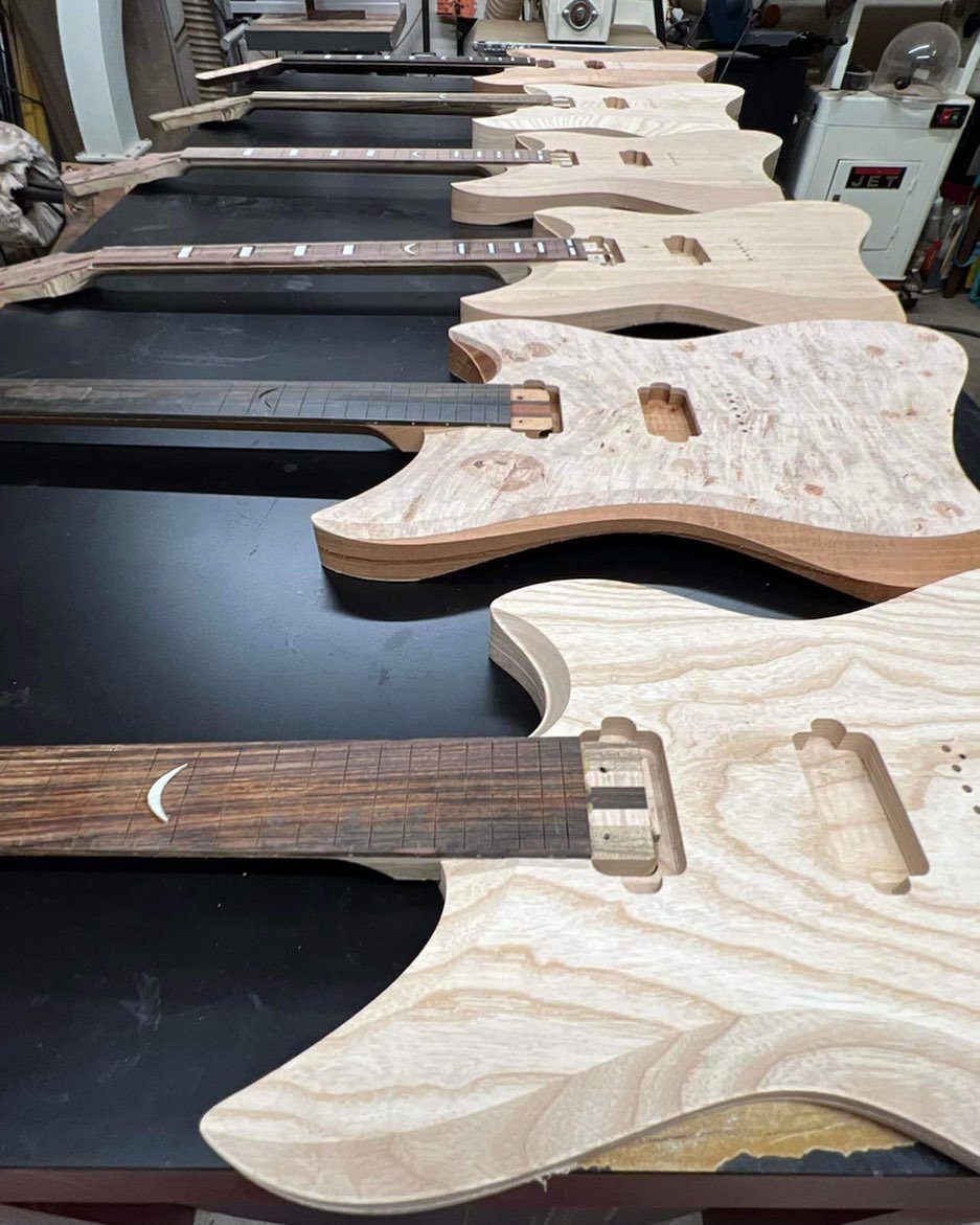 Henny Guitars