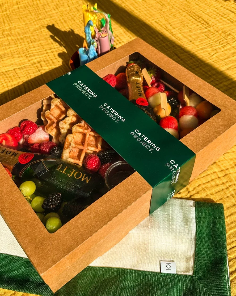 Catering Project Valentine's Champagne Breakfast Box - Review | Food Inbox