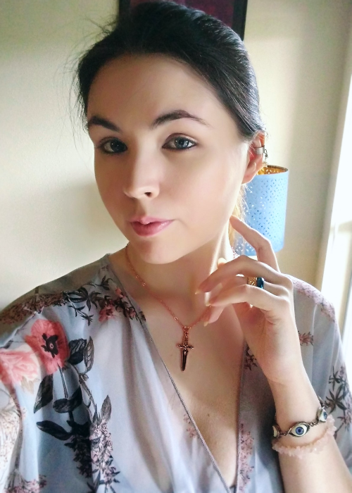 Abigail Taylor's Instagram, Twitter & Facebook on IDCrawl