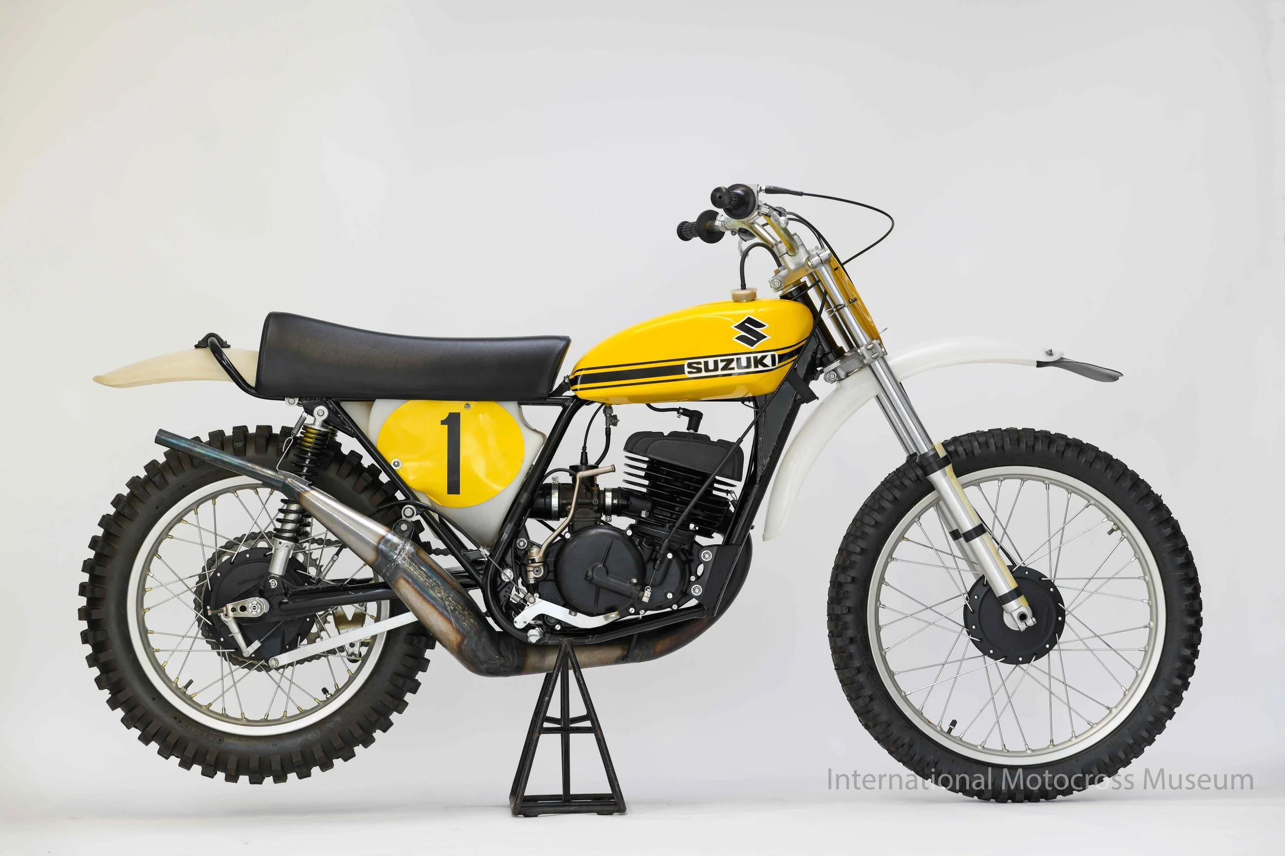 1972 Suzuki RN72 | International Motocross Museum