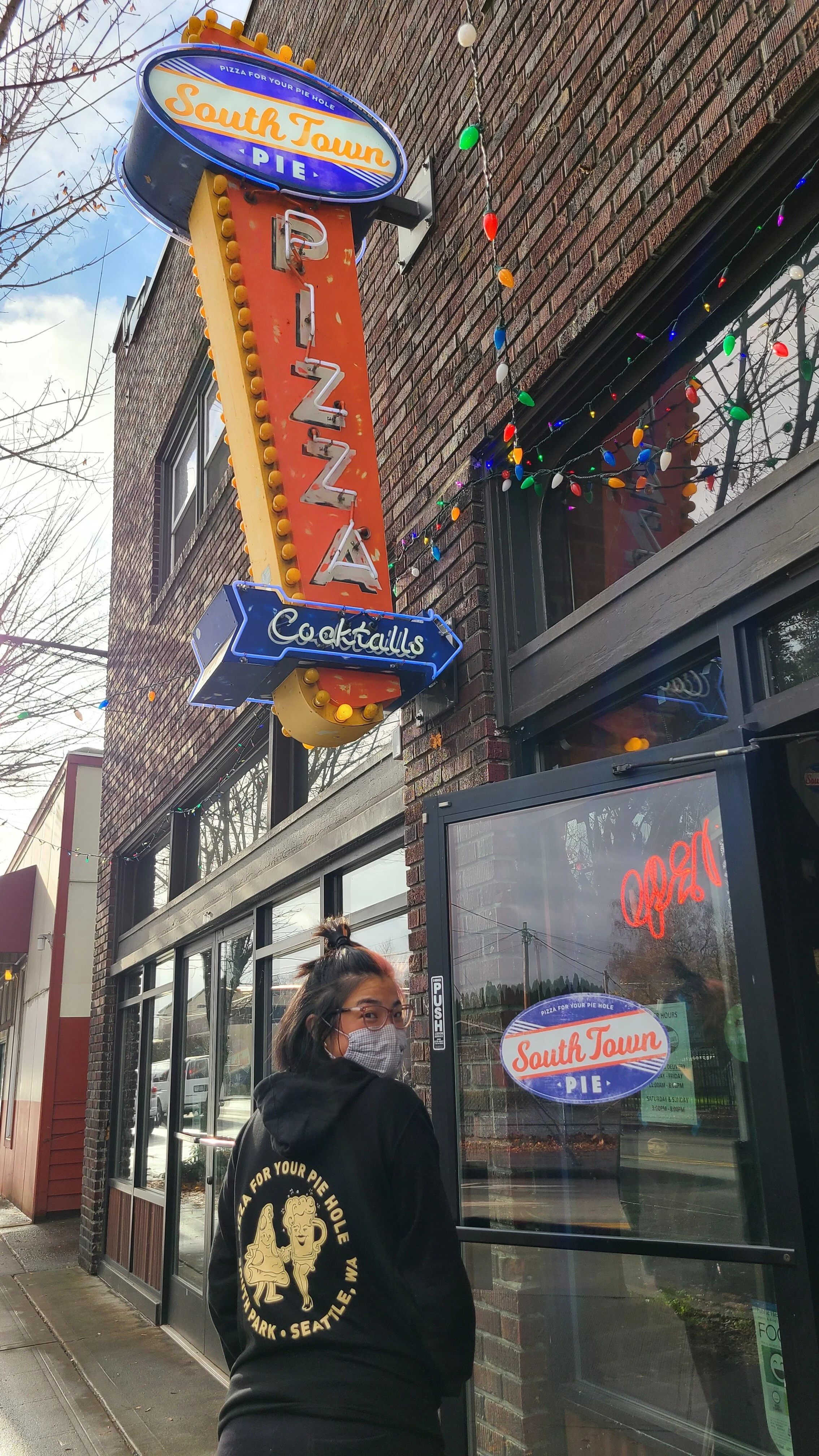 South Town Pie | Pizza Bar in South Park, Seattle