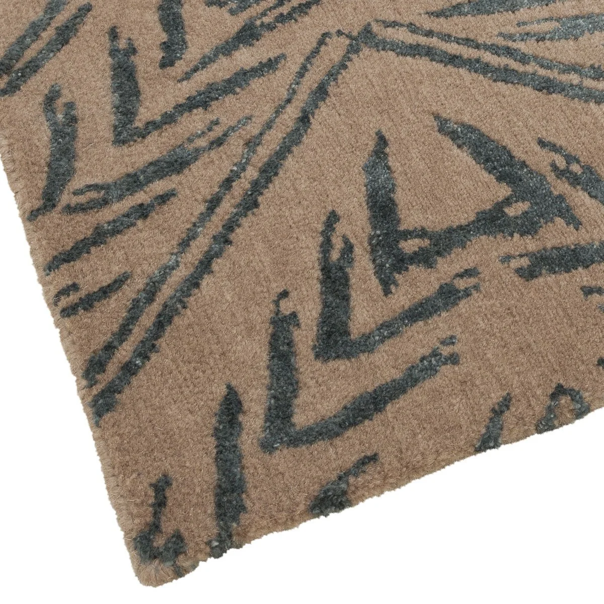 Teja Hand Knotted Rug | A RUM FELLOW