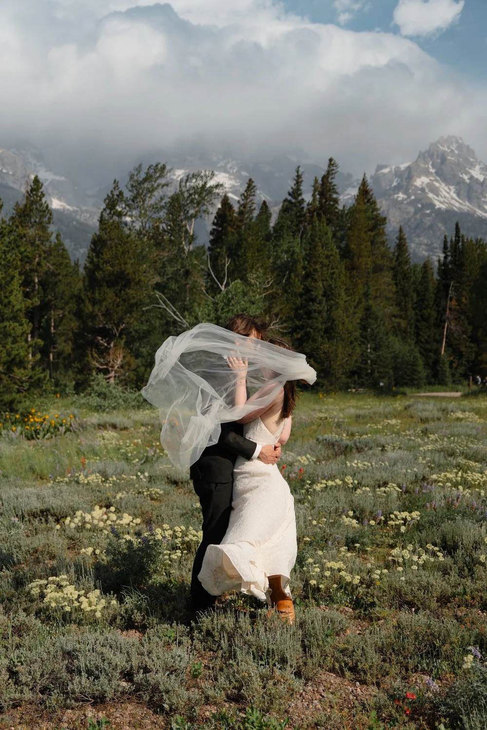 The Guide to Weddings at The Wedding Tree in the Tetons — danielle v ...