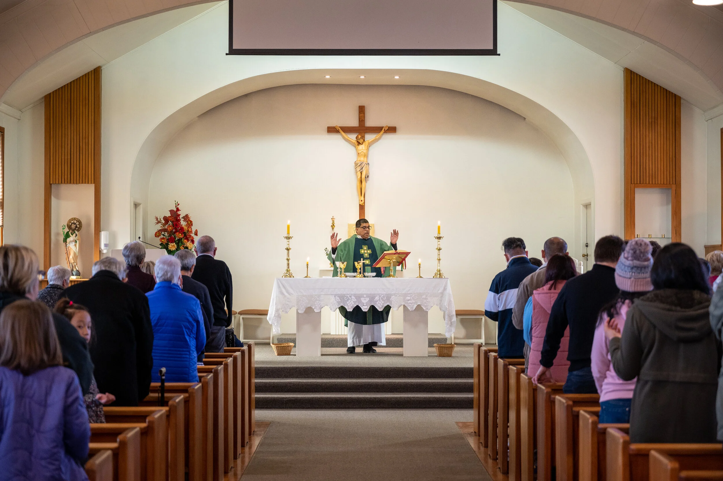 Holy Communion — Catholic Parish of Christchurch North