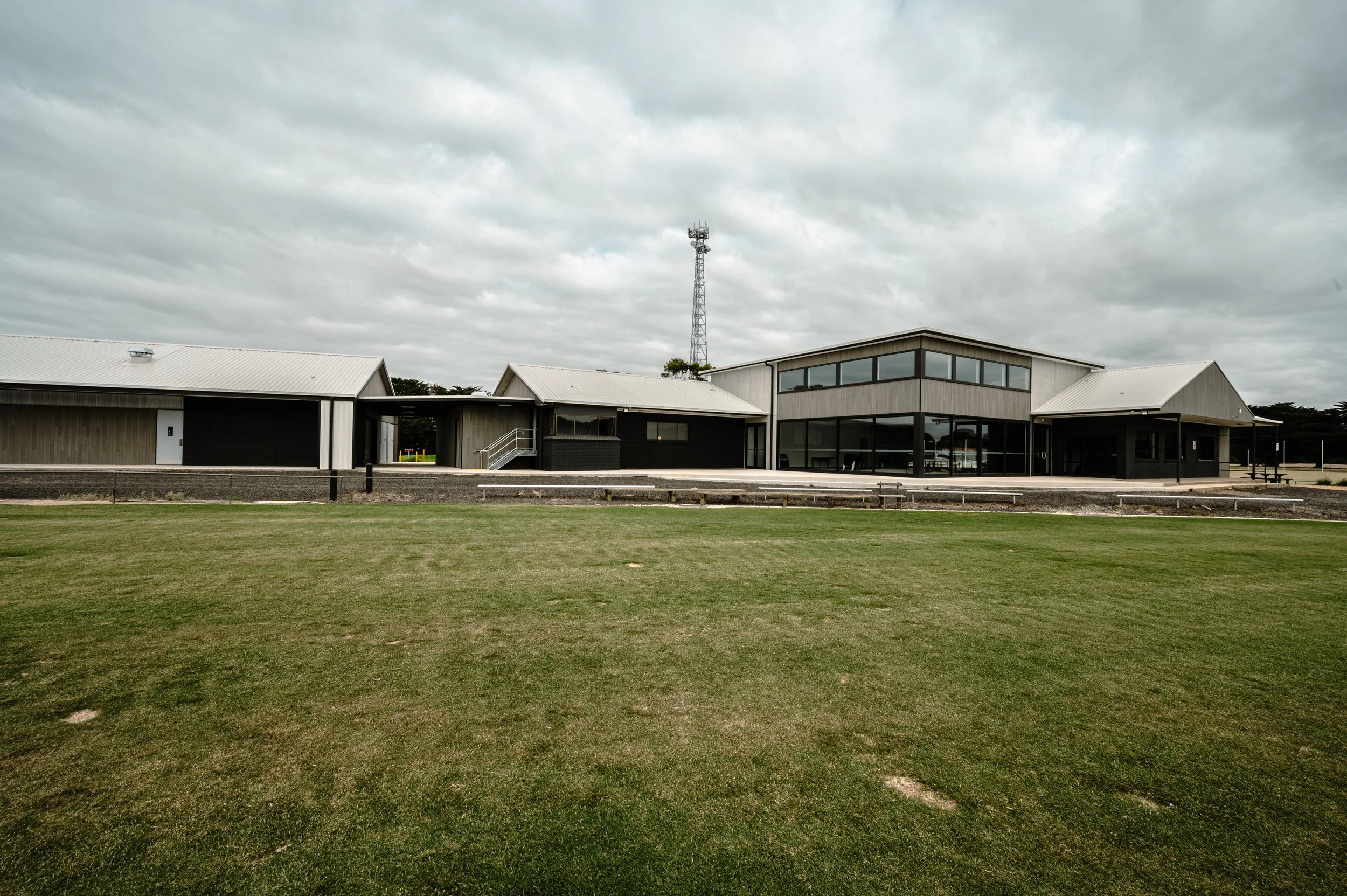 Inverleigh Sports Pavilion — FOUR18 Architecture