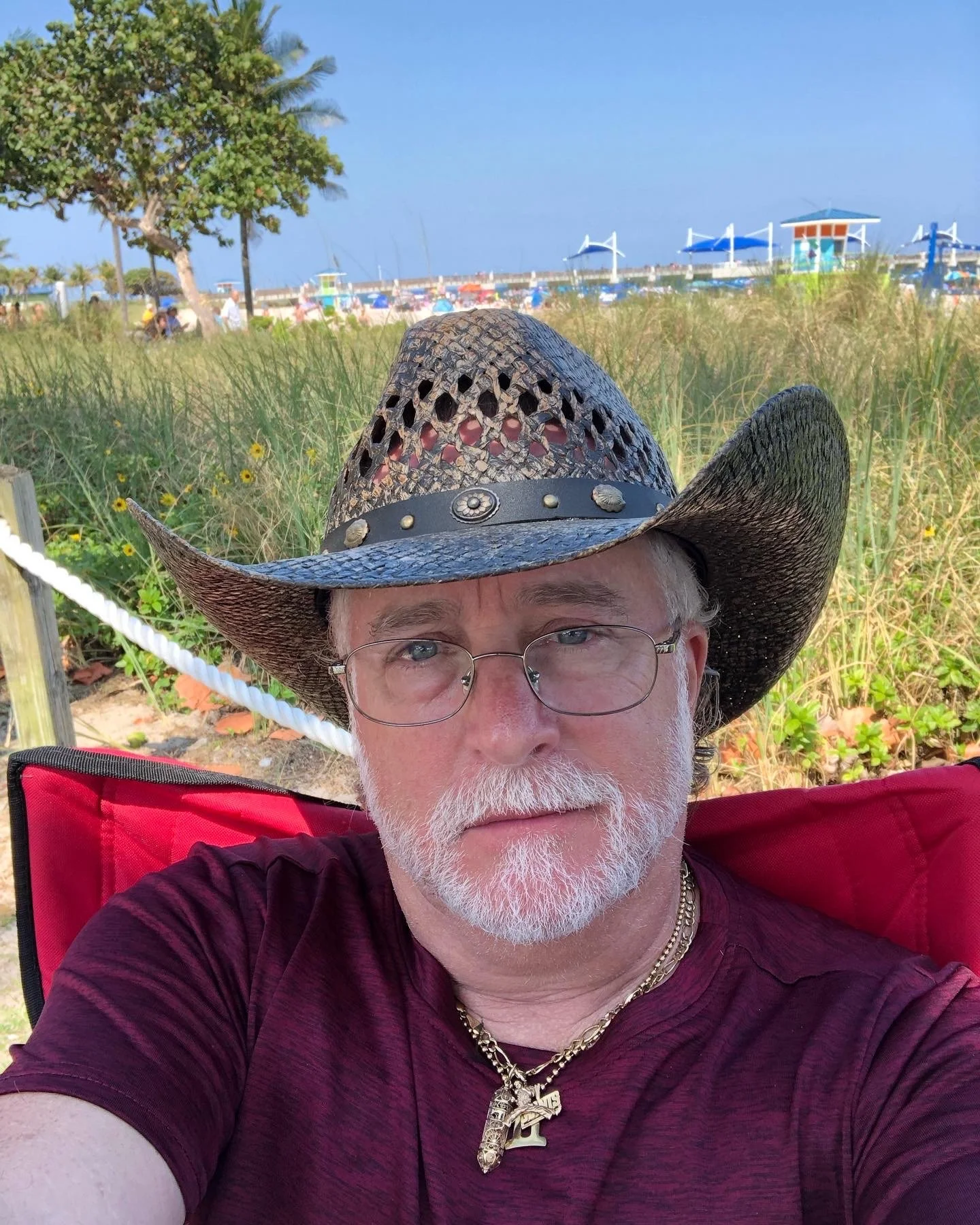 Artist Profile — Artistcloseup.com - Your favorite place to discover ...
