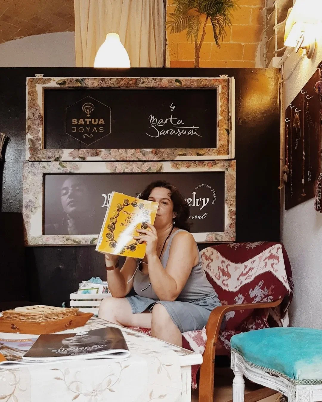 Interview — Artistcloseup.com - Your favorite place to discover new artists