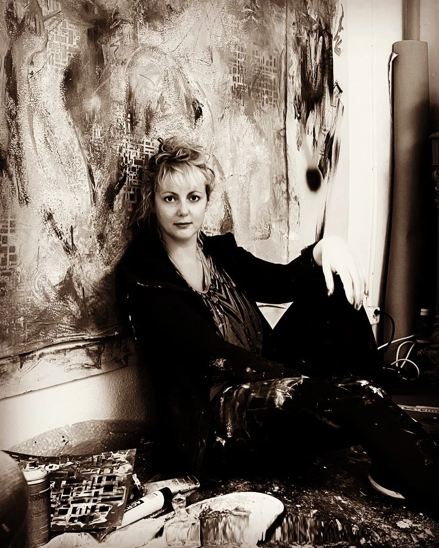 Interview — Artistcloseup.com - Your favorite place to discover new artists