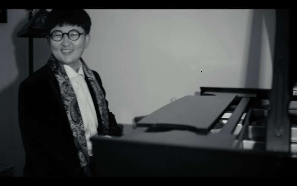 Interview — Artistcloseup.com - Your favorite place to discover new artists