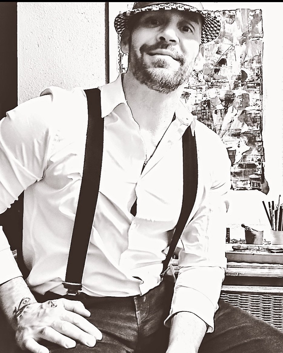 Artist Profile — Artistcloseup.com - Your favorite place to discover ...