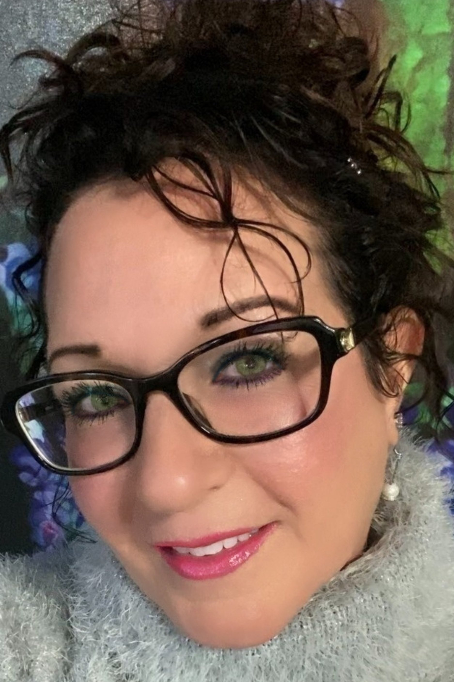 Artist Profile — Artistcloseup.com - Your favorite place to discover ...