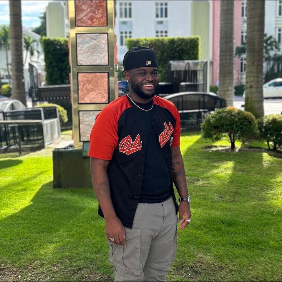 Interview — Artistcloseup.com - Your favorite place to discover new artists