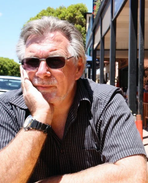 Alan Todd — Artistcloseup.com - Your favorite place to discover new artists