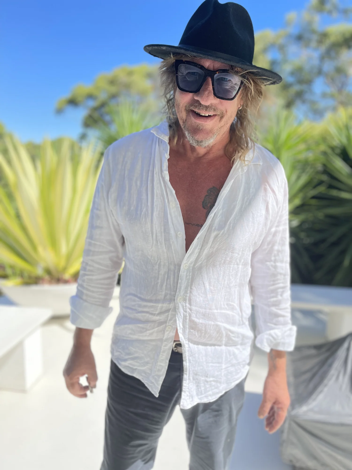 Interview — Artistcloseup.com - Your favorite place to discover new artists