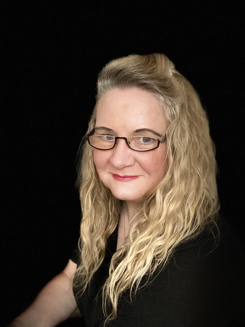 Artist Profile — Artistcloseup.com - Your favorite place to discover ...