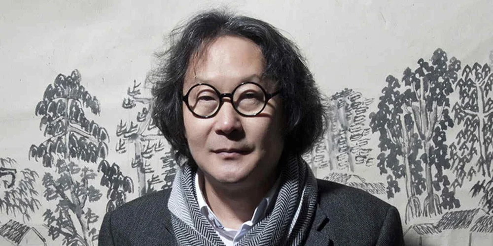 Xu Bing: The Intersection of Tradition and Innovation in Contemporary ...