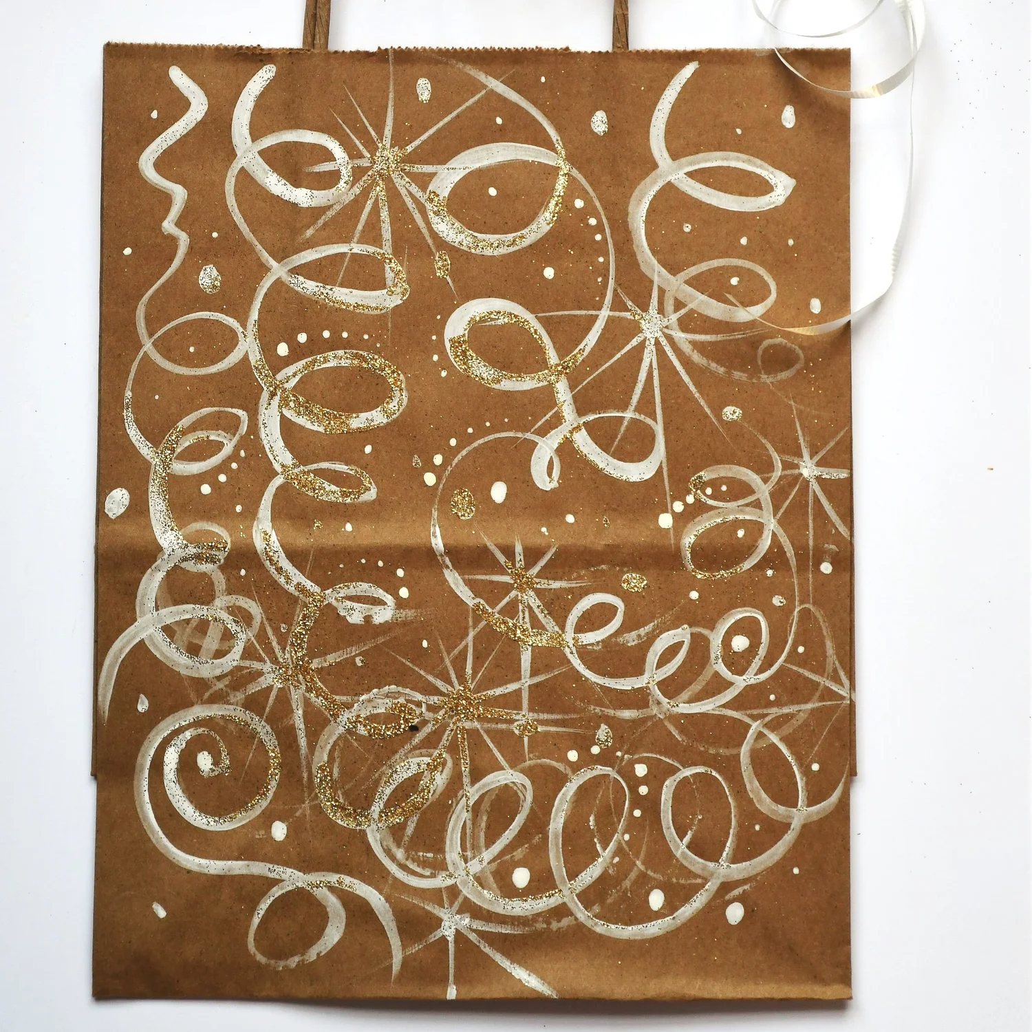 Diy Christmas gift bags Handmade Christmas gifts for Christmas gift bag ...