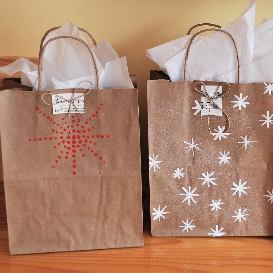 Diy Christmas gift bags Handmade Christmas gifts for Christmas gift bag ...