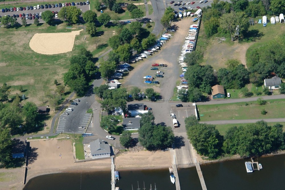 Services 3 — RiverMarinas on the St. Croix River Slip Rentals - Dry ...