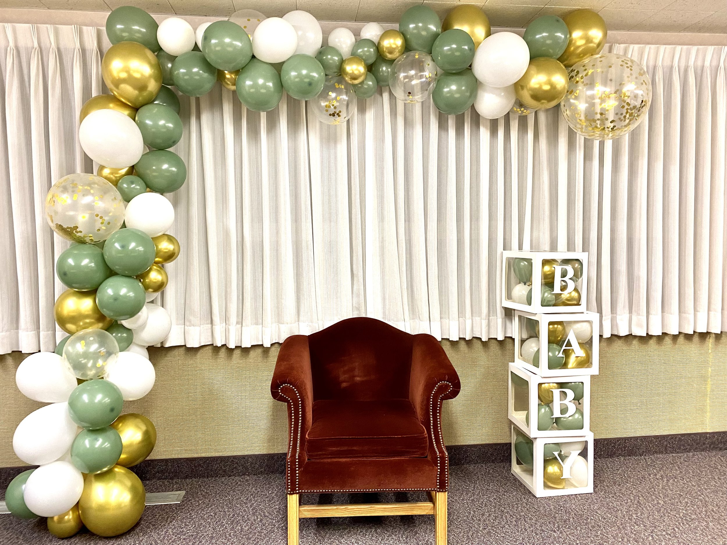 Instant Memory Booth: Sioux City's Modern Photo Booth for Events