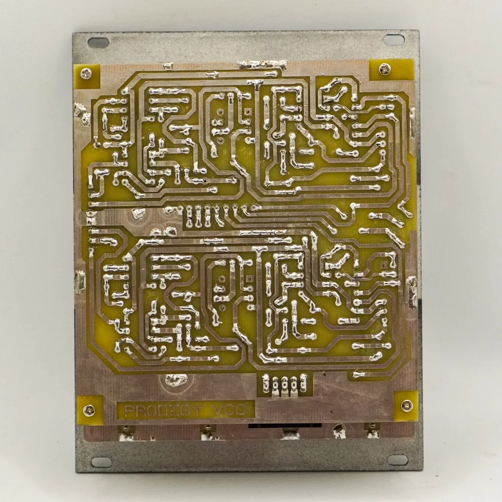 ηCarinae (eta Carinae) by Knob Technology - Analog VCO with two sub ...