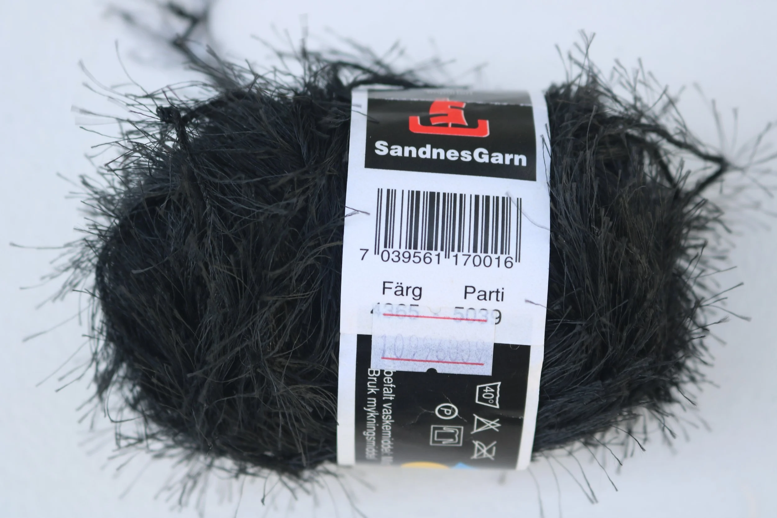 Funny Pelsgarn by Sandnes Garn — String Along Yarn Company