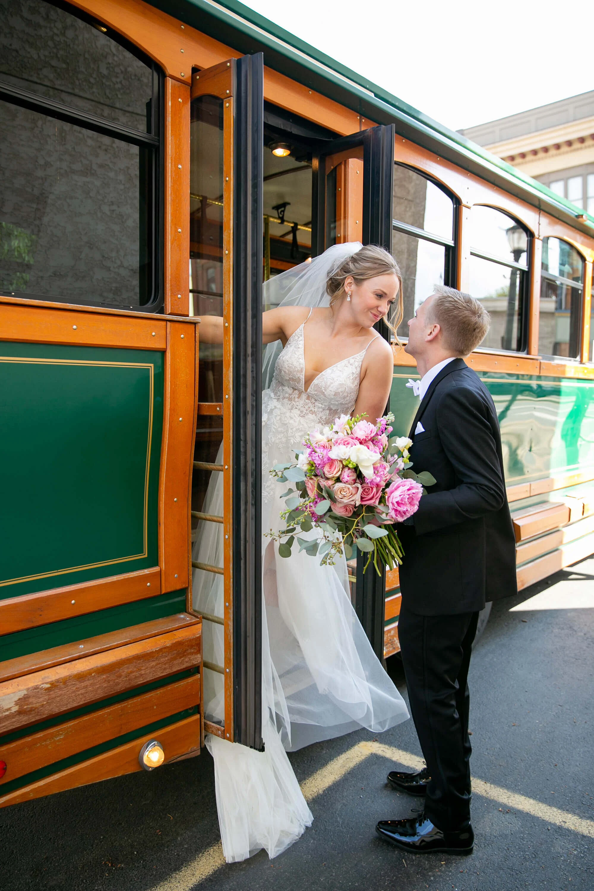 Leah Daniels | Scranton Wedding, Elopement and destination wedding ...