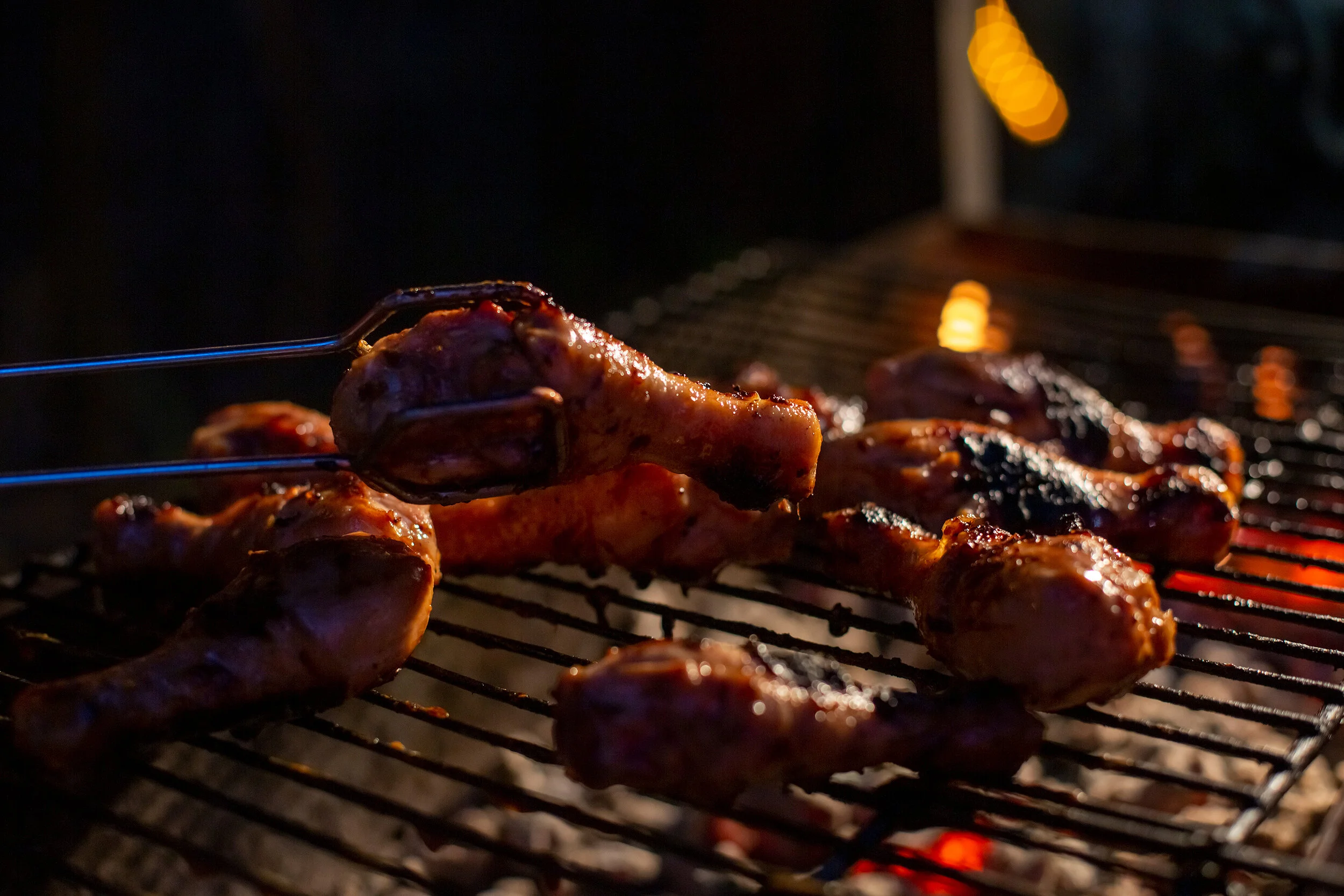 Year-round smoking woods for your barbecue | Wiley’s Cooking Woods