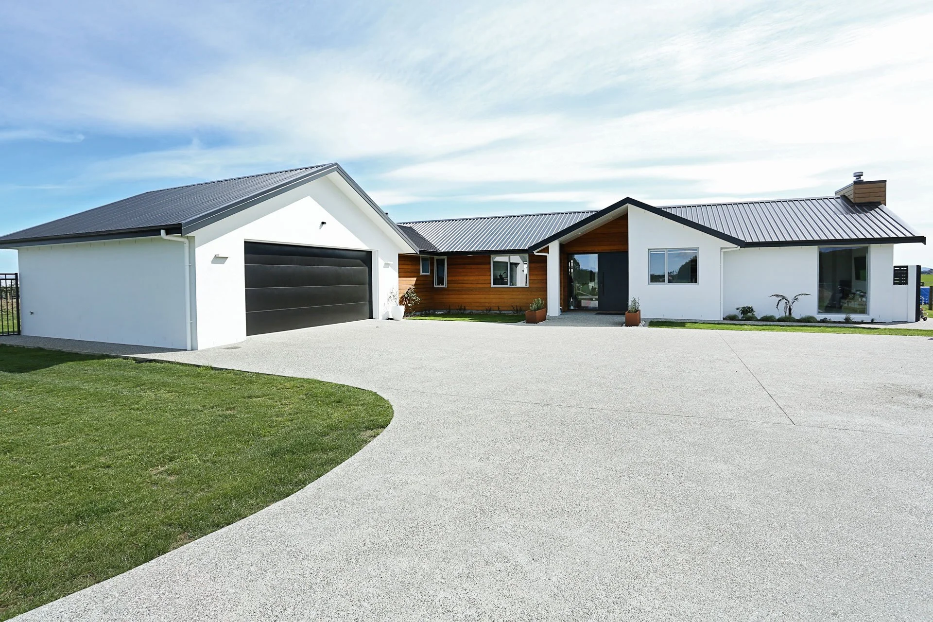 Millwood Glen House — Lewis Windows