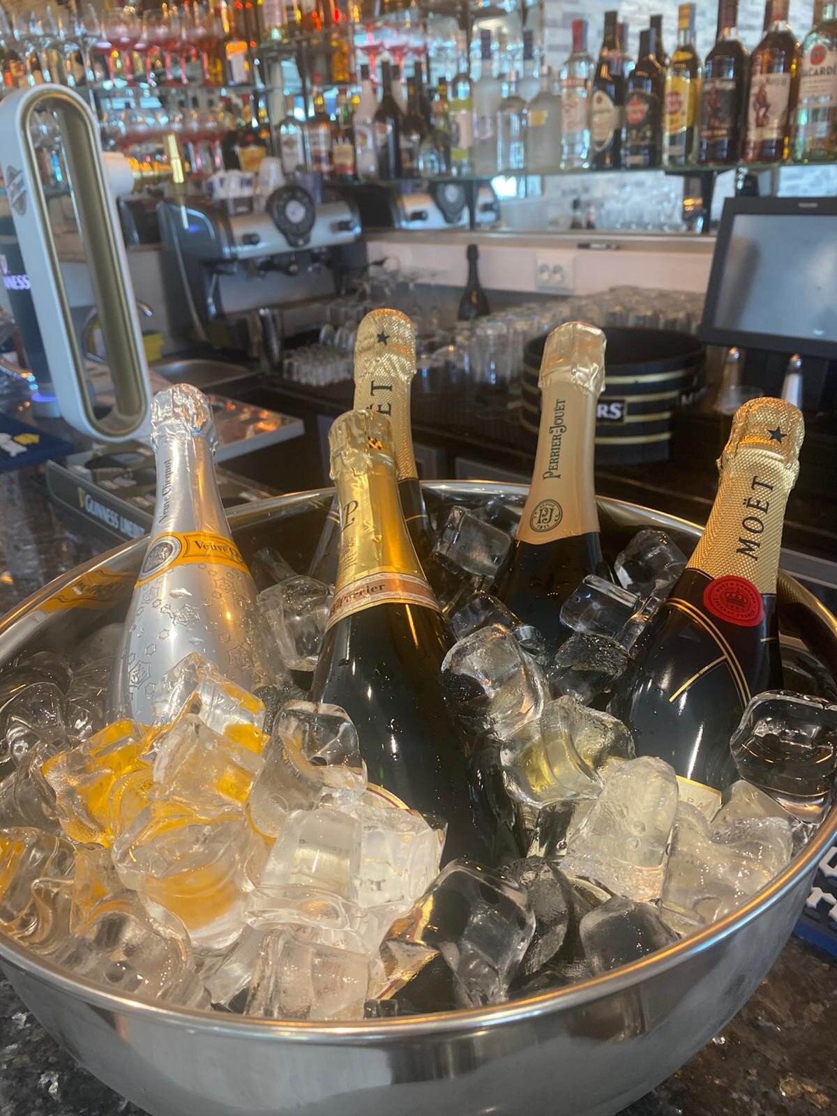 Gallery — Arte Bar