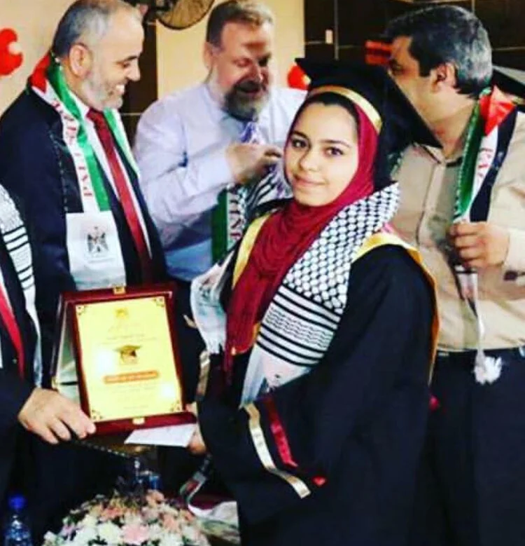 An interview with refugee artist Malak Mattar: when paintings have more ...