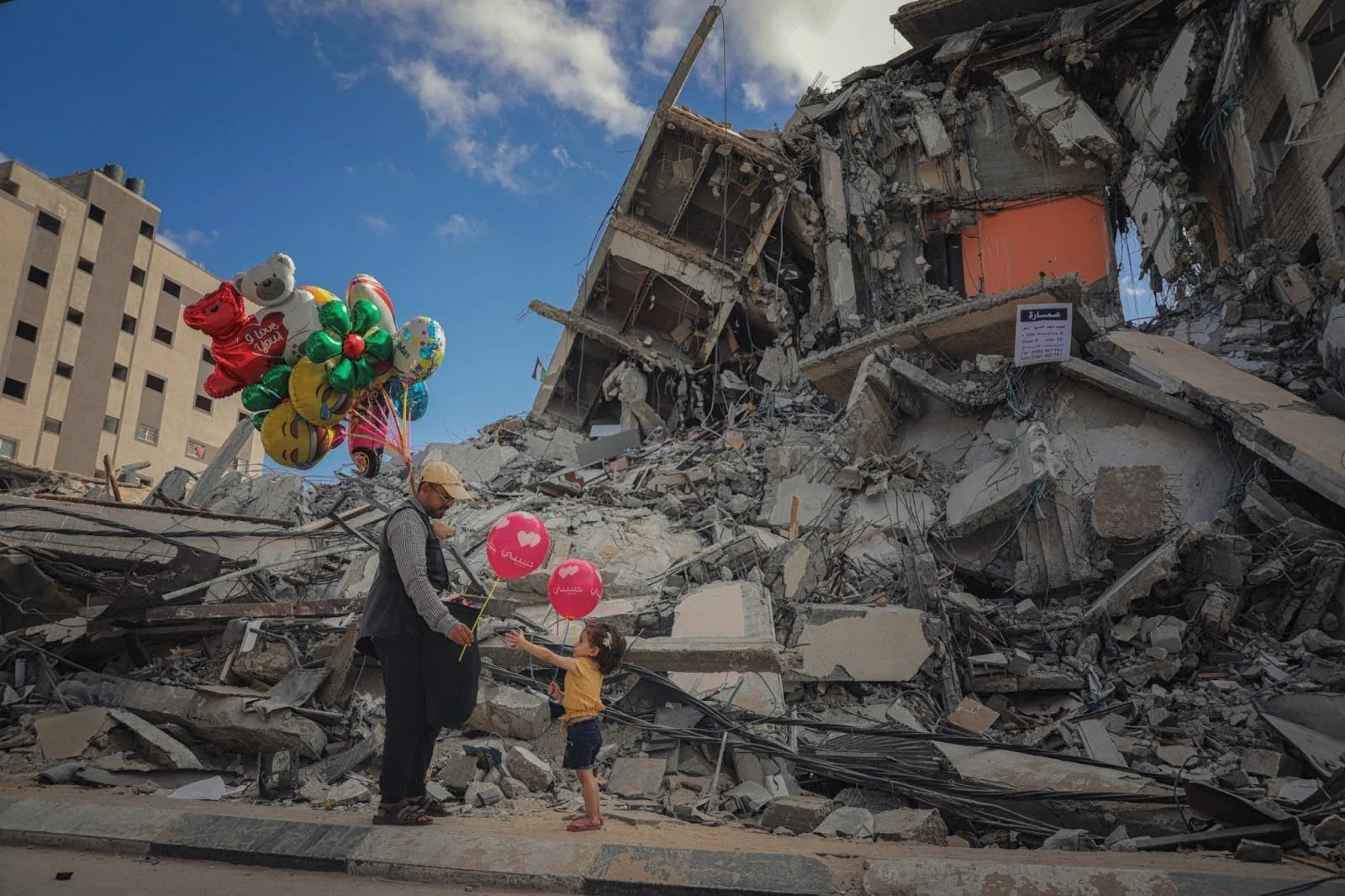 Gaza Through My Lens with Motaz Azaiza: Sharing Truth, Inspiring Action ...