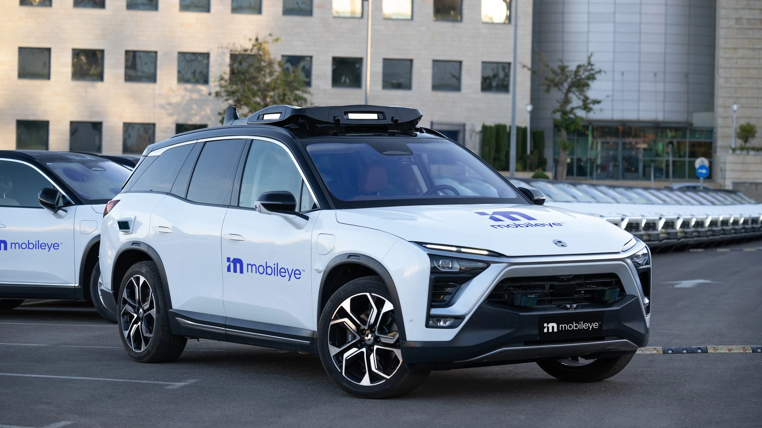 Autonomous mobility in Grorud Valley - Holo, Mobileye and Ruter — Holo