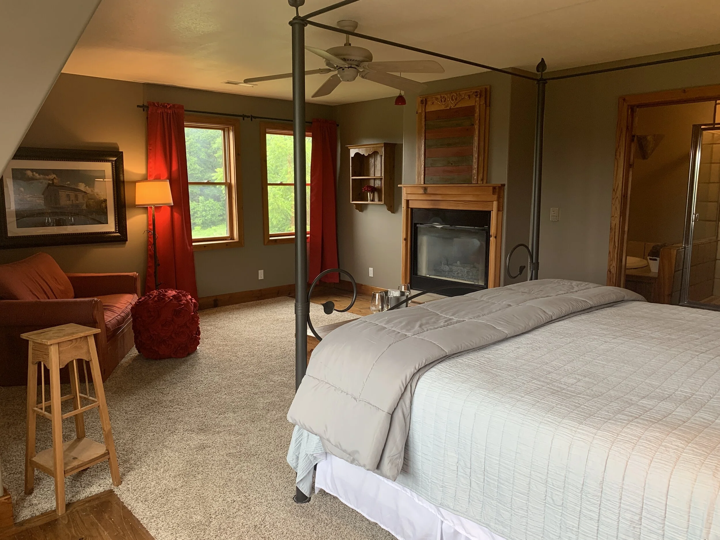 Country Inn Getaway Near Kansas City | Lodging in Lawrence, KS | Circle ...