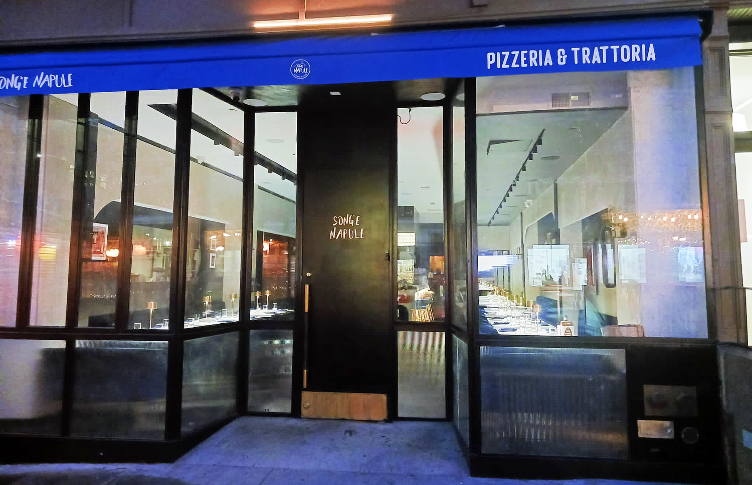 Song'E Napule Pizzeria & Trattoria