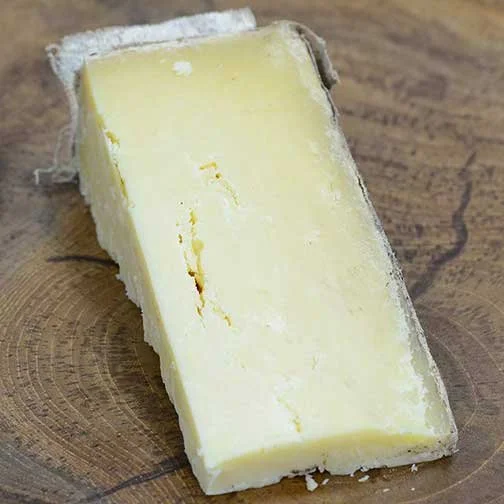 Montgomery's Farmhouse Cheddar — Paris Dining Club