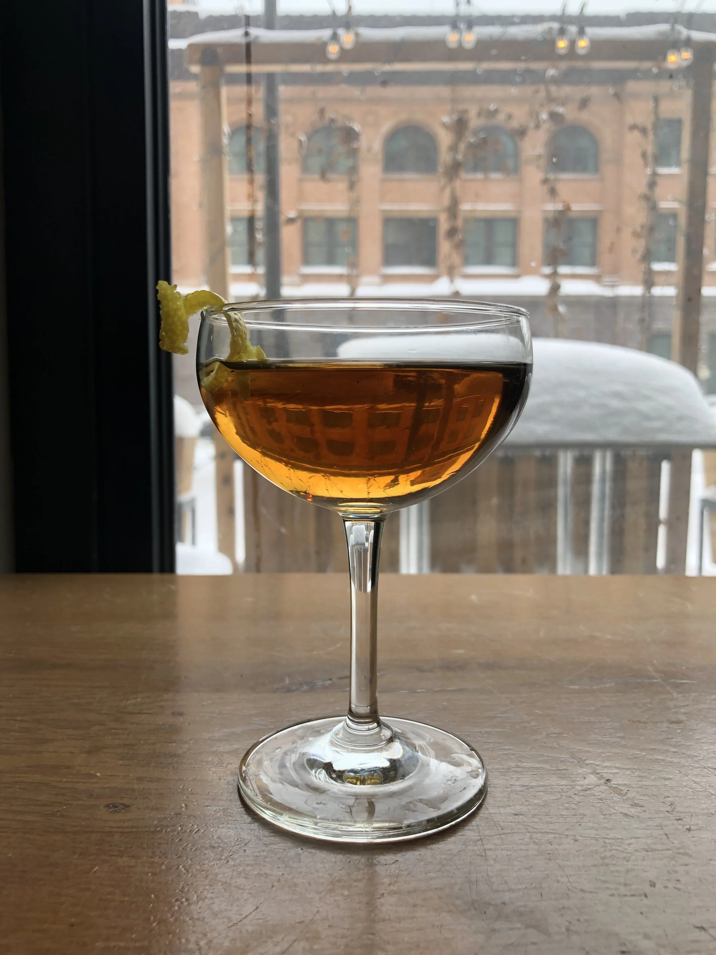 Manhattan Batch Cocktail Recipe — Paris Dining Club