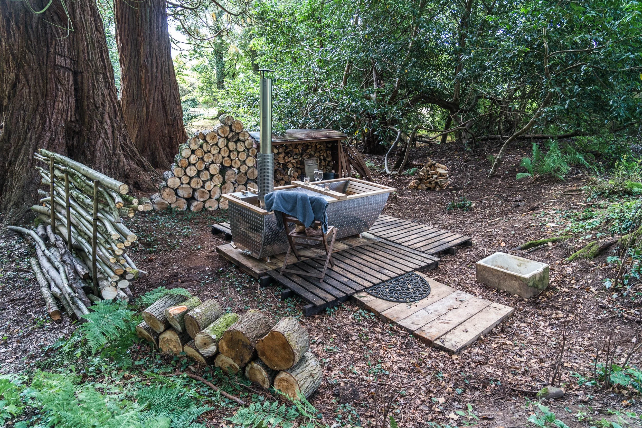 Luxury Cabins in private grounds — Punch Tree Cabins