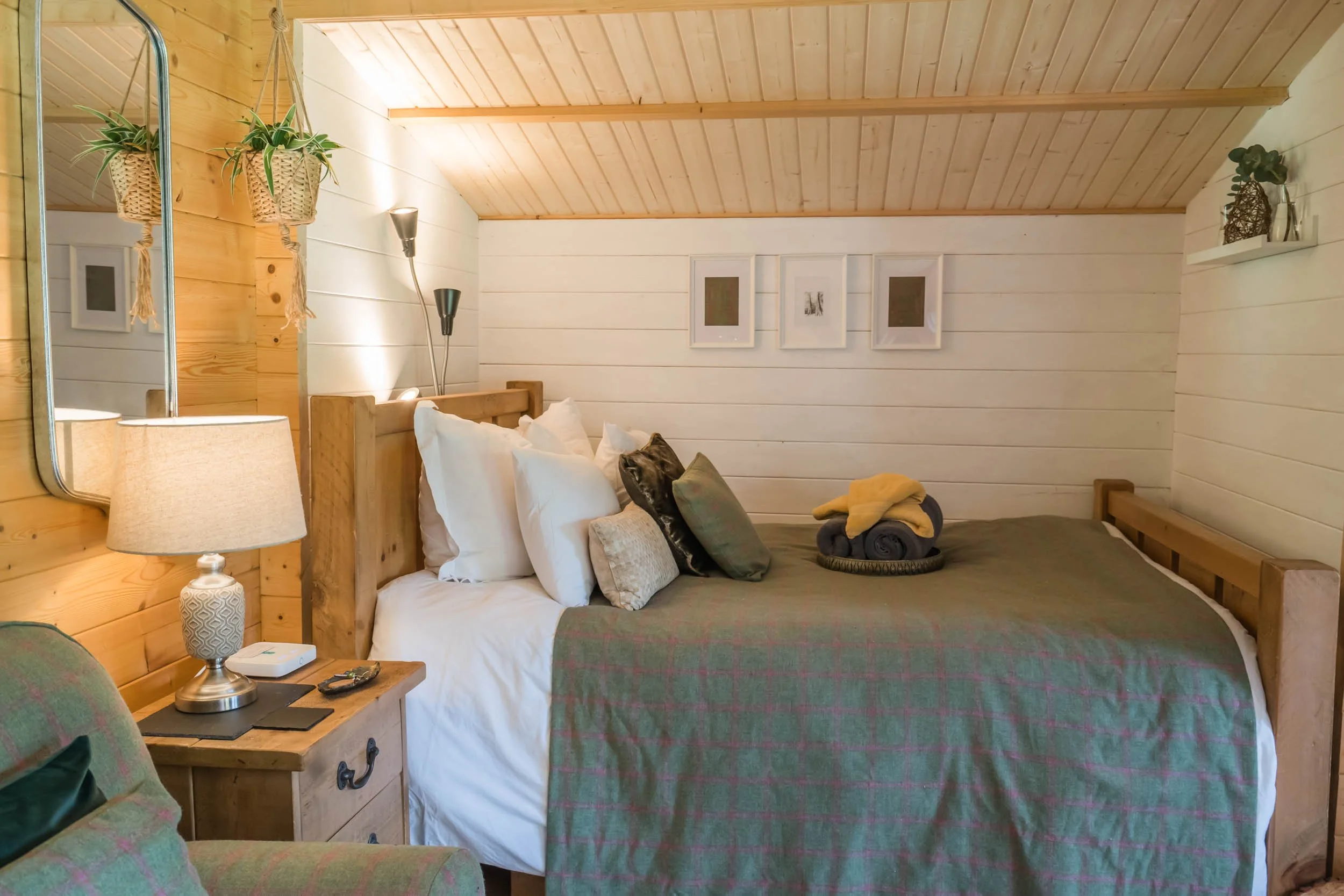 Punch Tree Lodge — Punch Tree Cabins