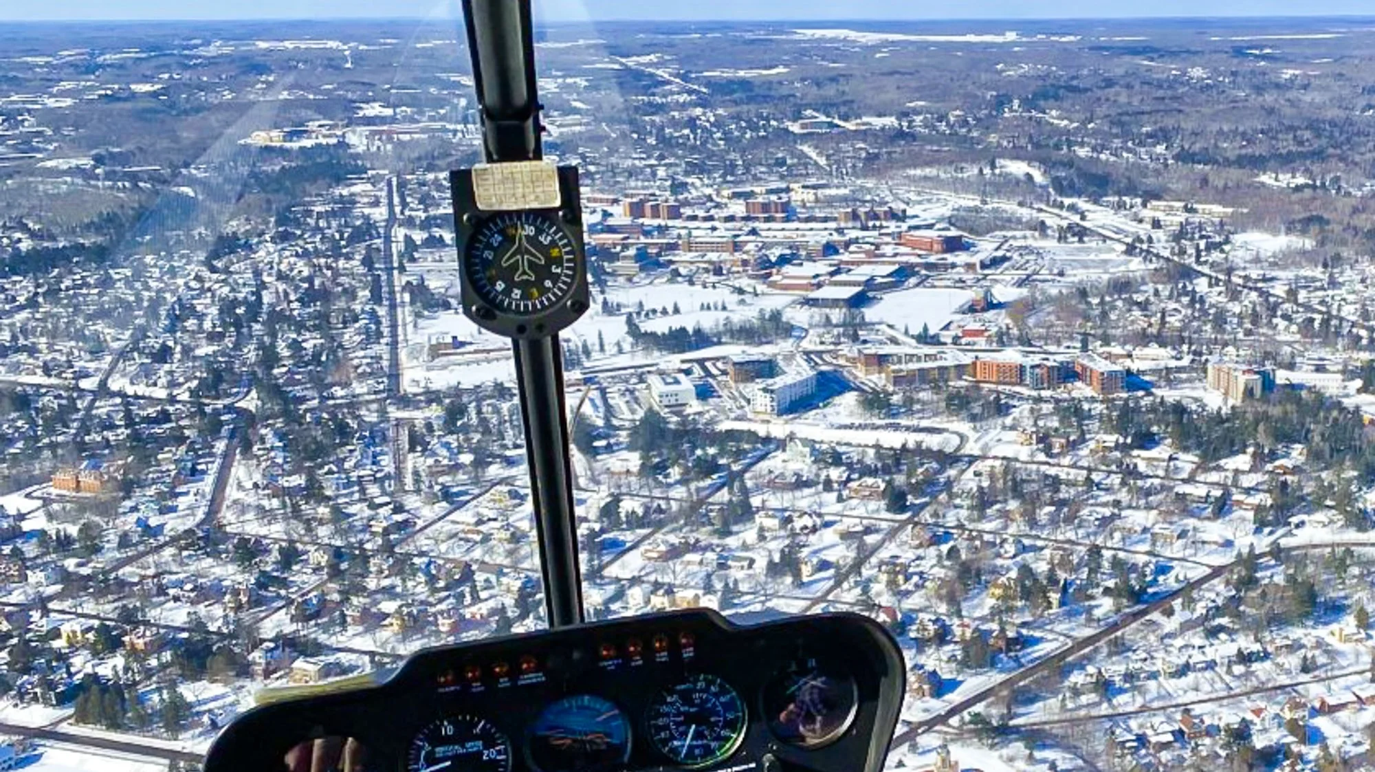 Lake Superior Helicopters - Duluth Helicopter Tours & Flight Training