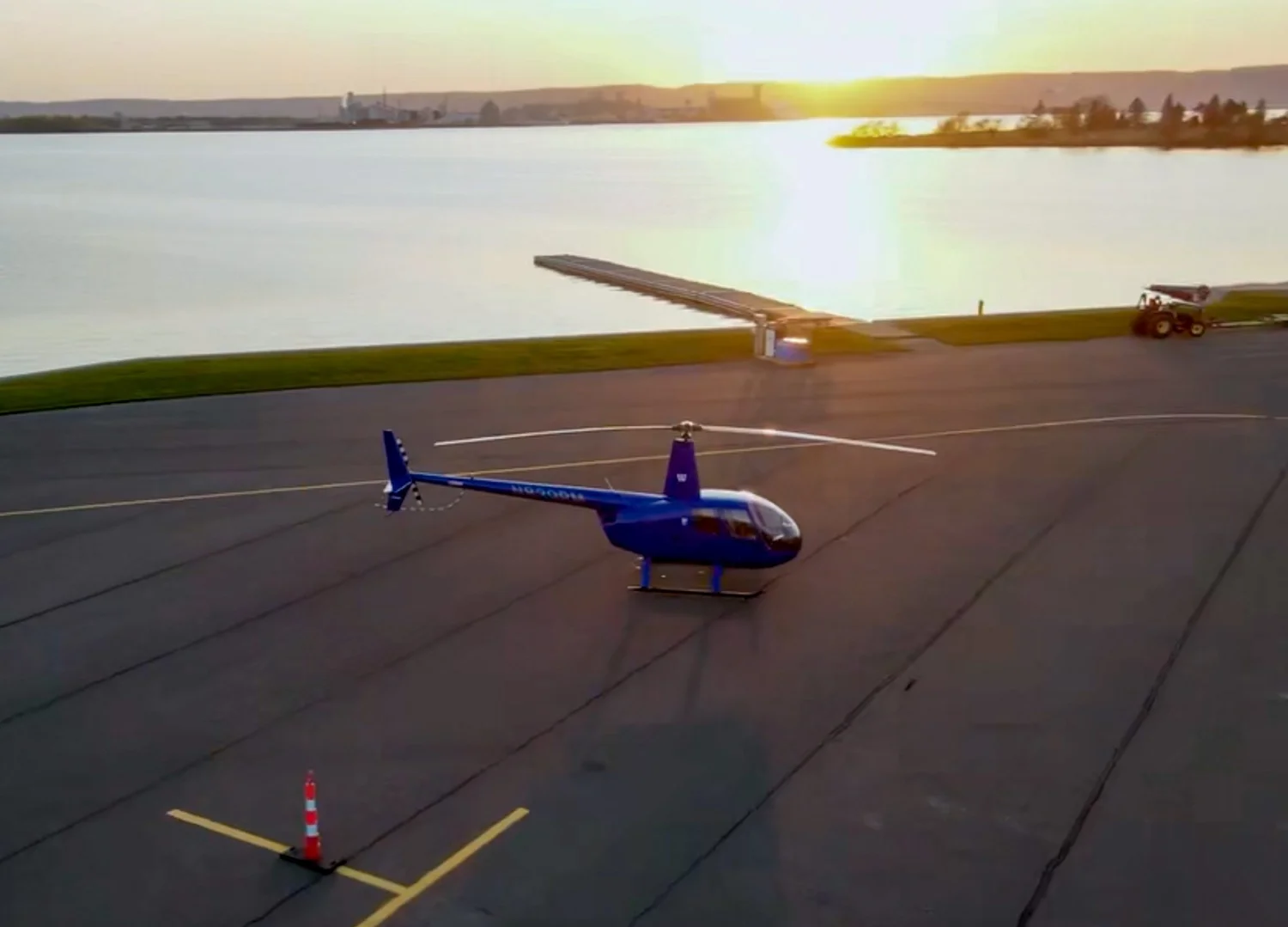 Lake Superior Helicopters - Duluth Helicopter Tours & Flight Training