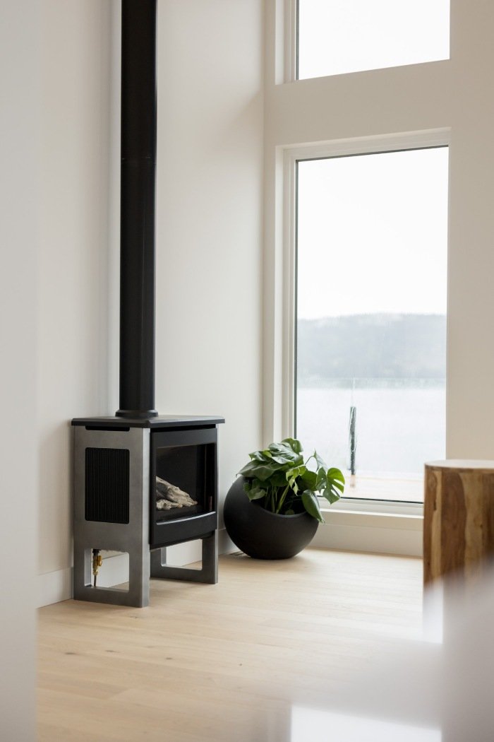 Custom living room design — Acacia Homes