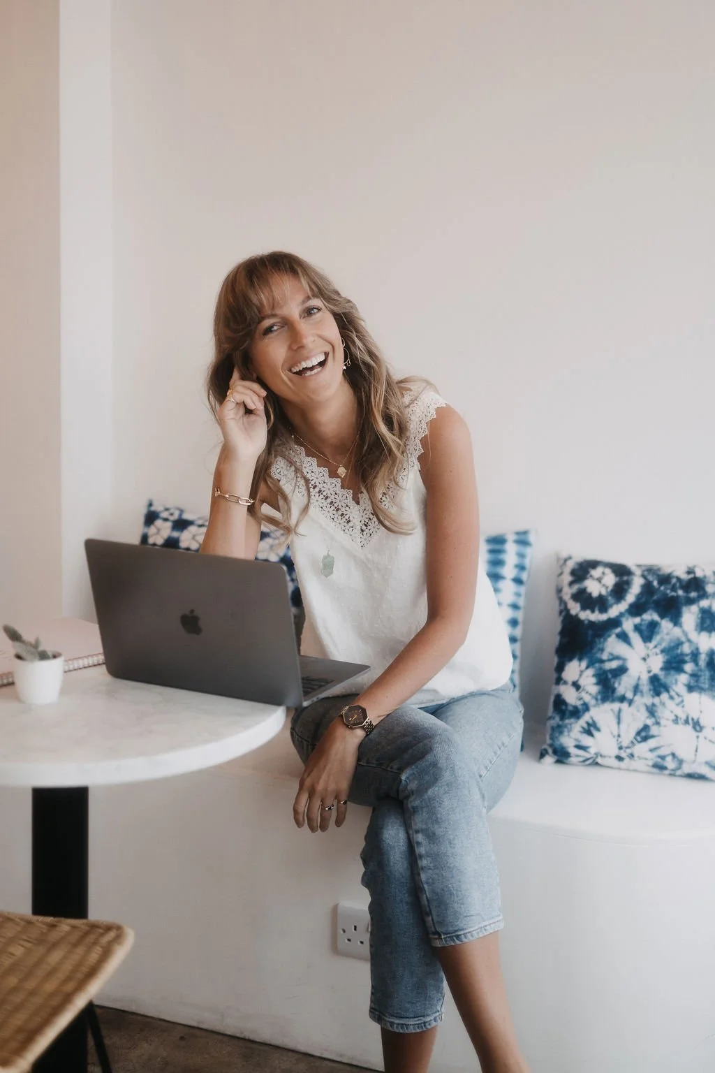 Luxury event and lifestyle presenter — Charlotte Lodey Aligned