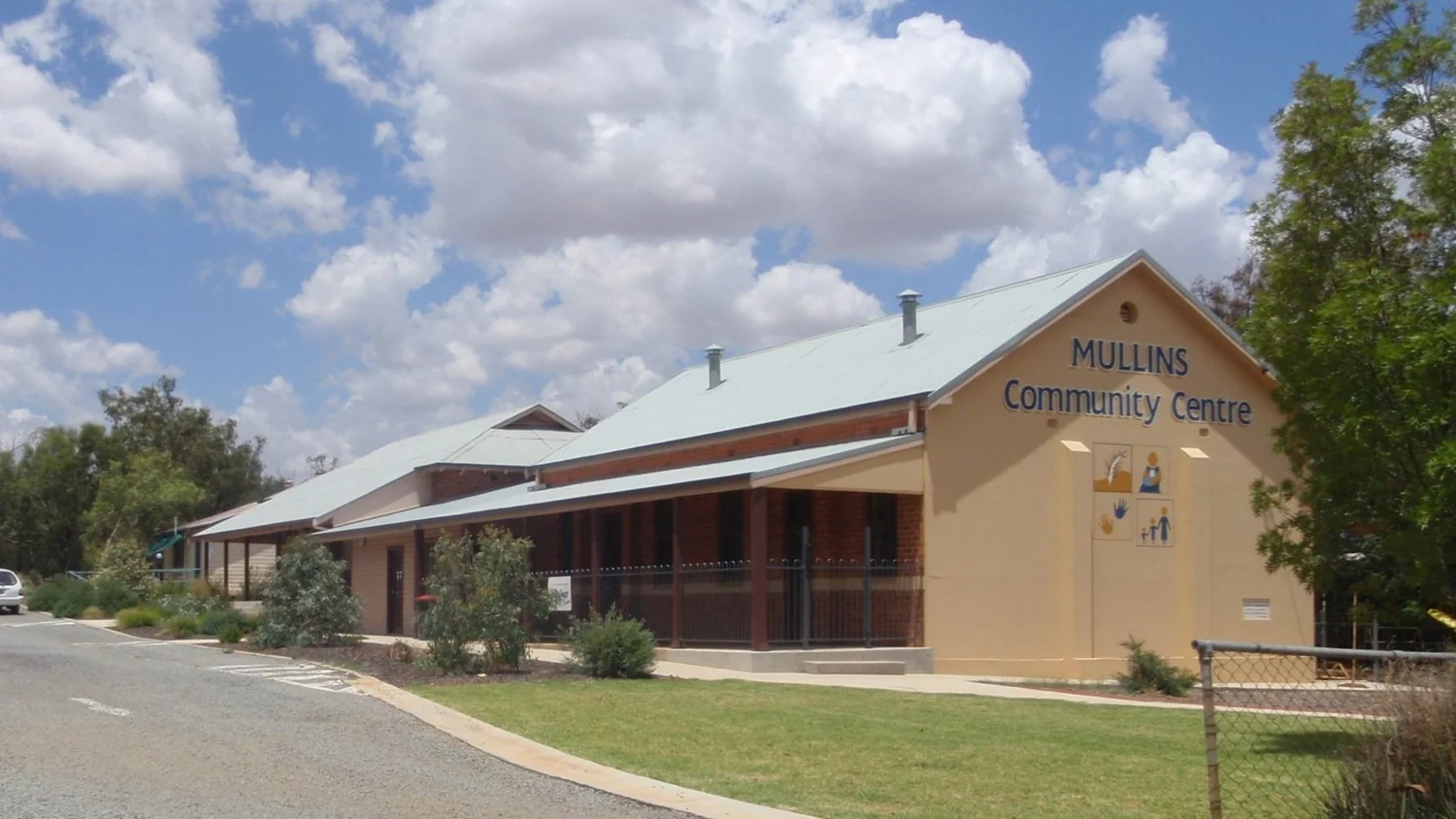 Community Centres & Halls — Coolamon Shire Council