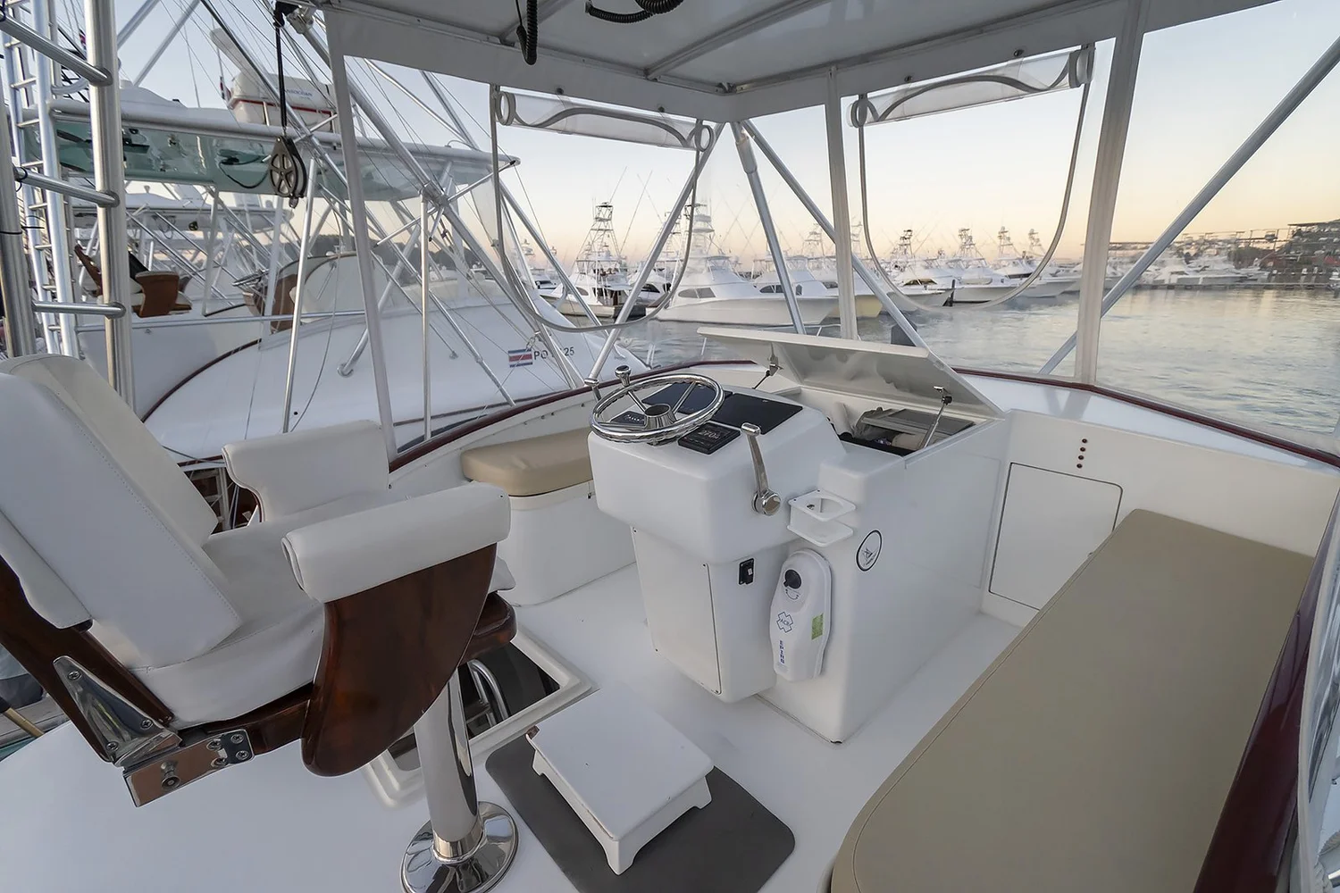 Pacific Fly | Fishing Charter — Maverick Sportfish