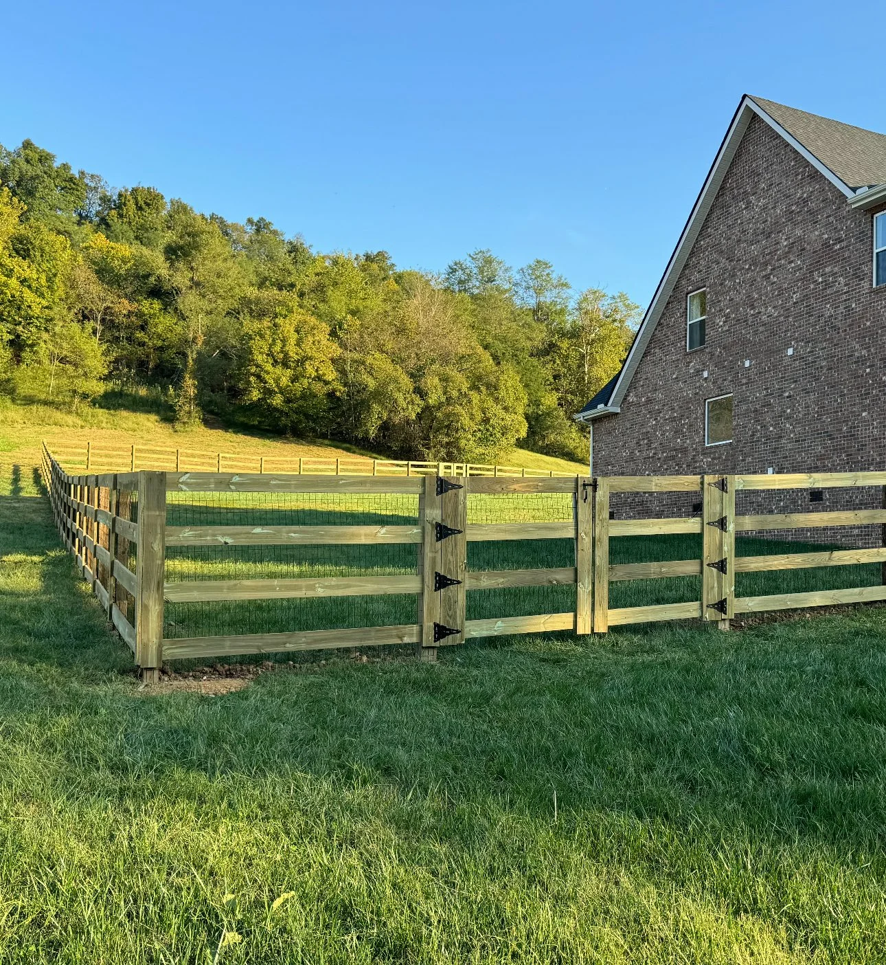 5-Bar Galvanized Steel Continuous Fence Panels