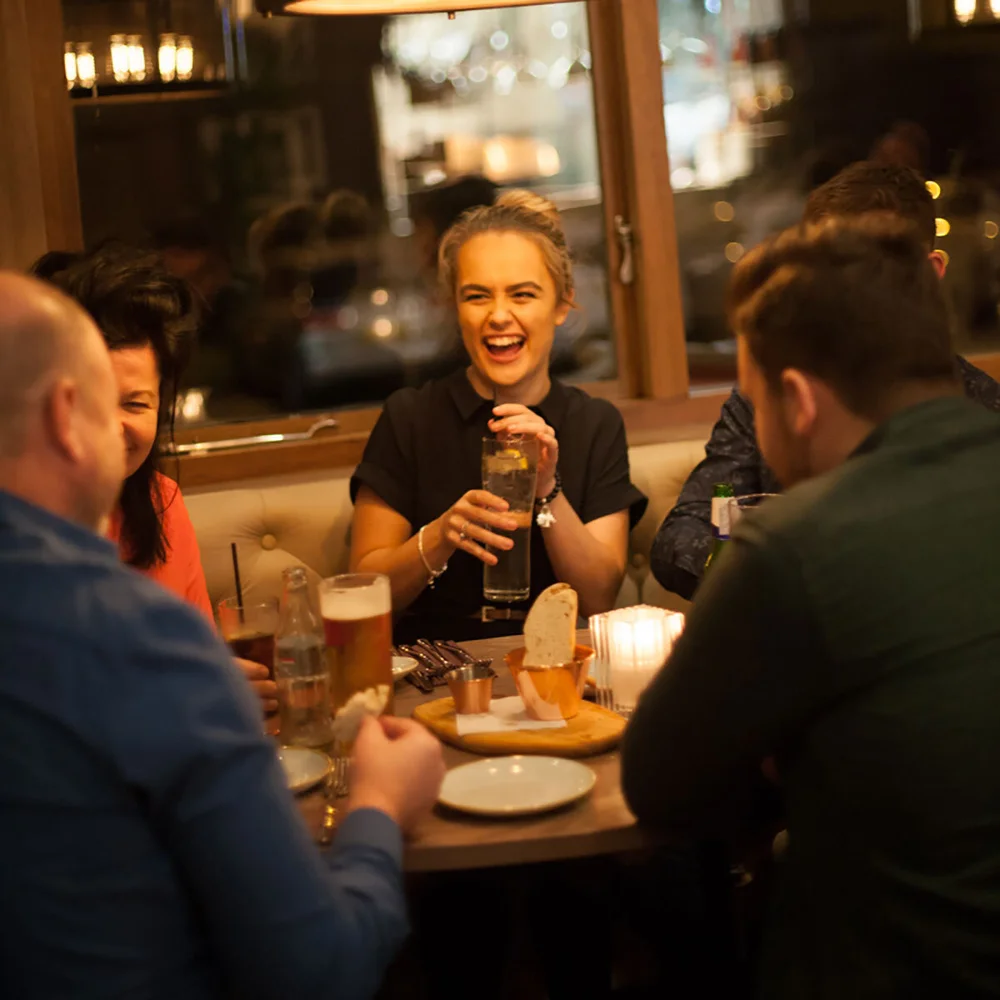 Carriages Bar — The Grove Lenzie