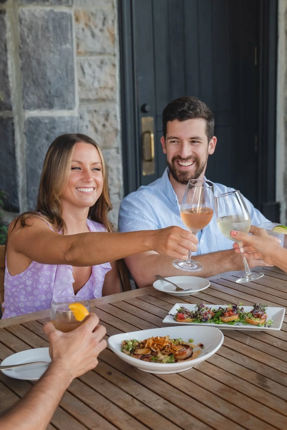 Dine — The Kentucky Castle